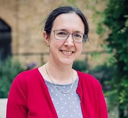 30-min podcast "Little lights with big ideas" with Professor Rachel ...